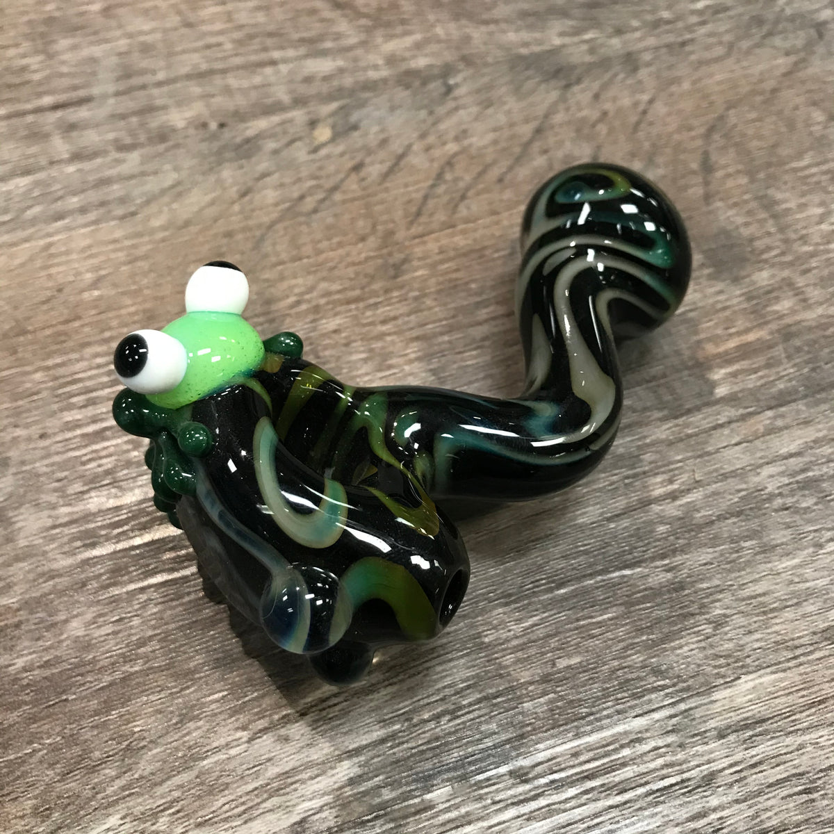 Willow Zig Zag Frog Spoon | Legacy Glassworks